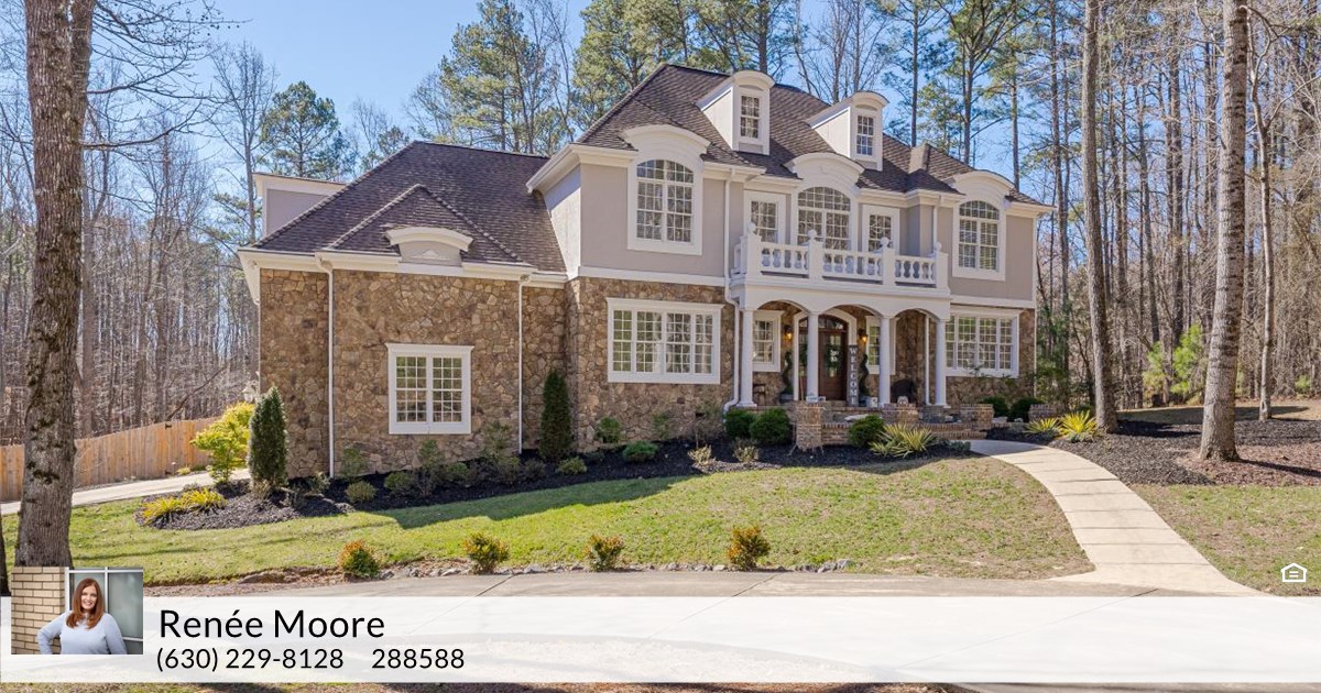 1061 Silverleaf Dr, Youngsville, NC 27596